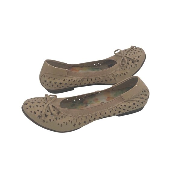 Vionic | Shoes | Vionic Surin Womens 5 Ballet Flats Beige Perforated ...